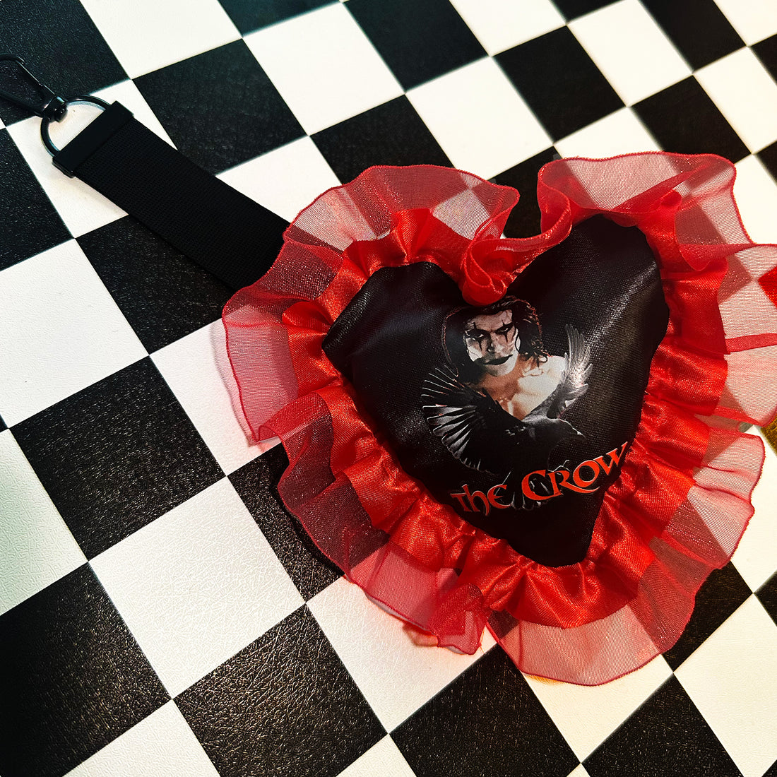 Crow Keychain – The Scream Lab